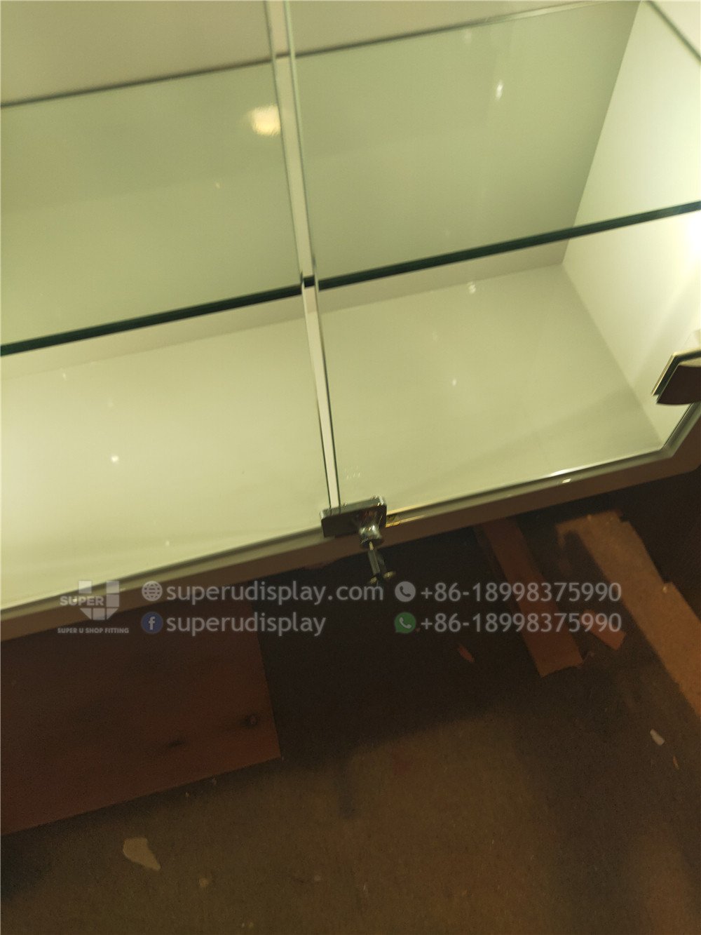 E-Cigarette Vaping Shop Kiosk Design & Manufacturing Project