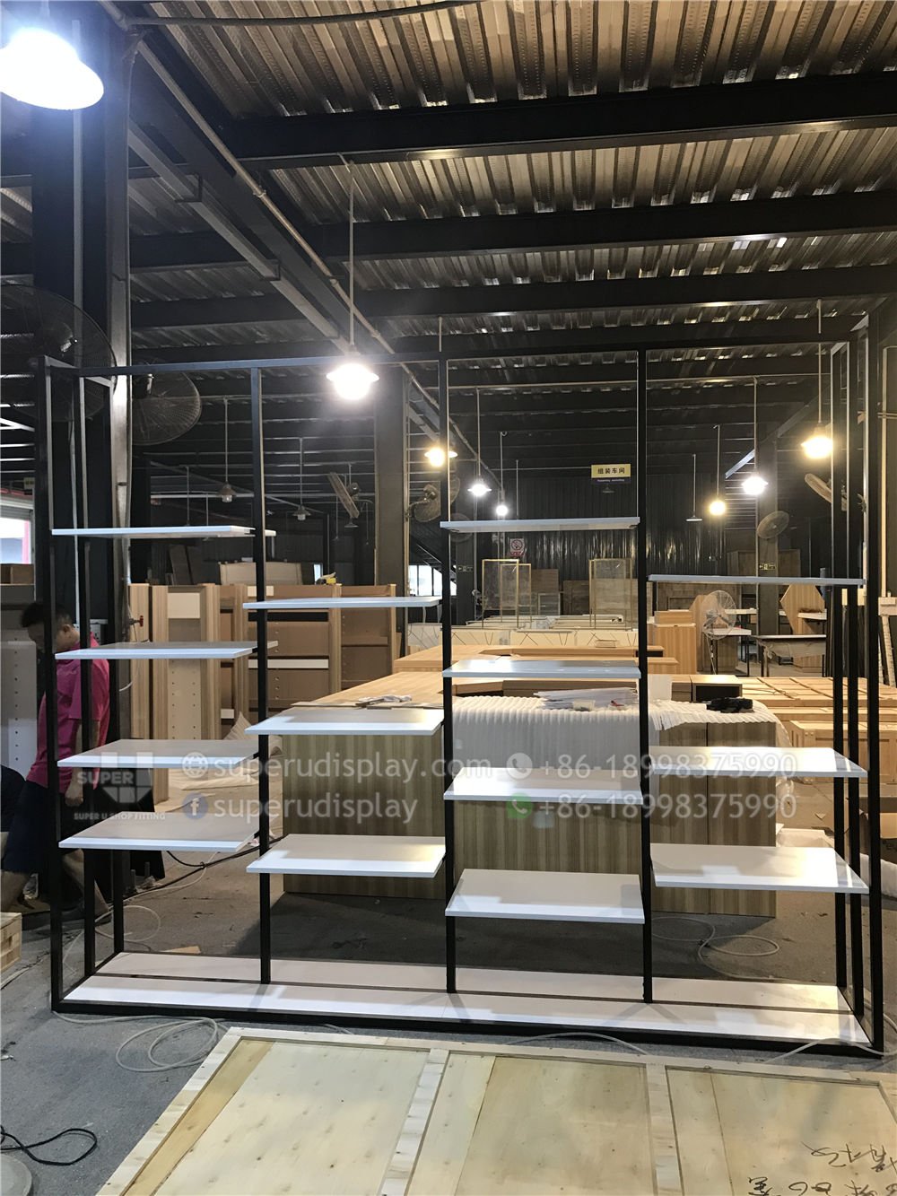 Chris Sports Sport Store Design & Shop Fittings Manufacturing