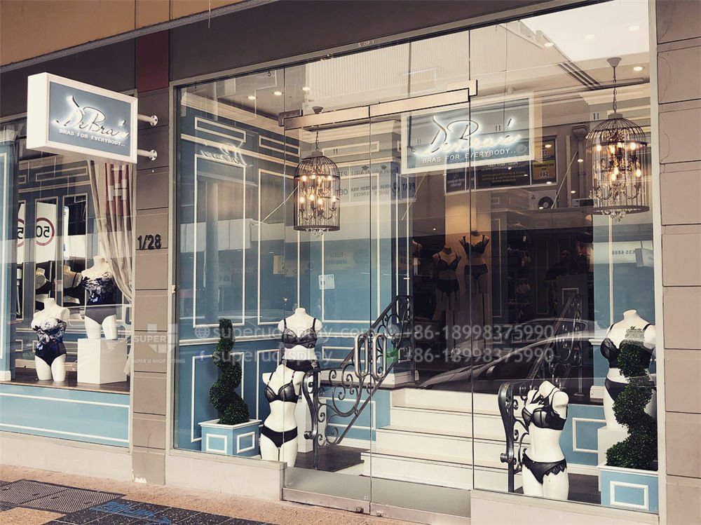 Modern STOP4 Shopping Mall Interior Design