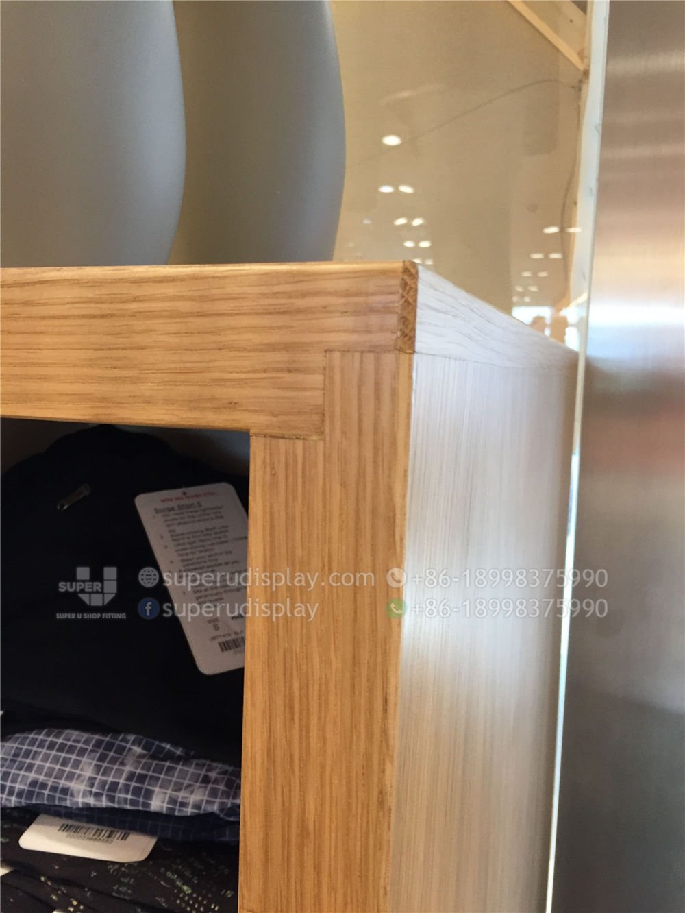 Lululemon Athletic Apparel Store Display Fixtures Manufacturing