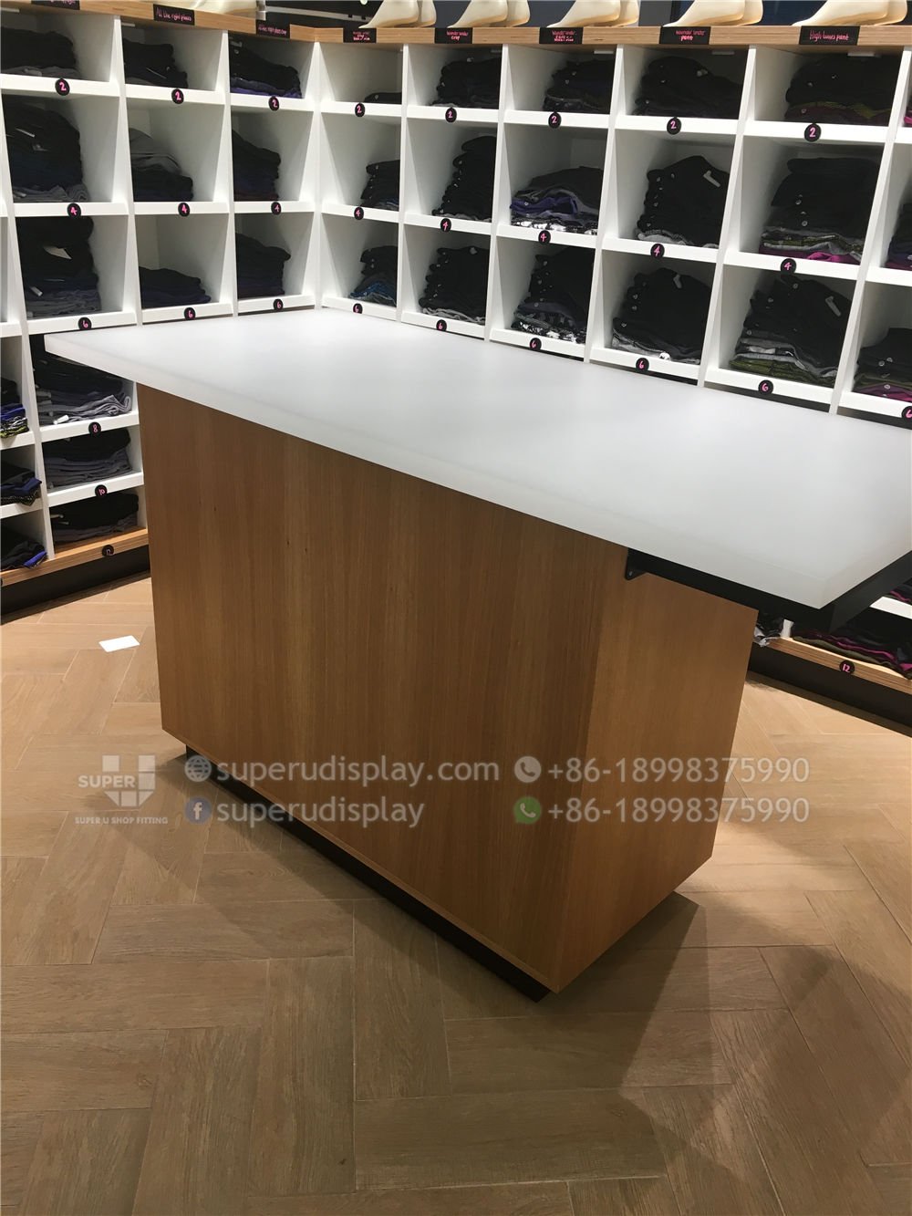 Lululemon Athletic Apparel Store Display Fixtures Manufacturing