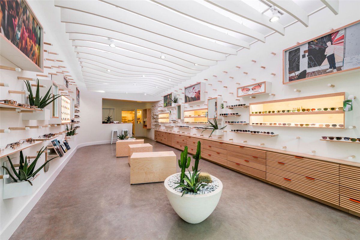 How to Build A Sunglasses Shop to Match Its Brand Language? - Super U ...