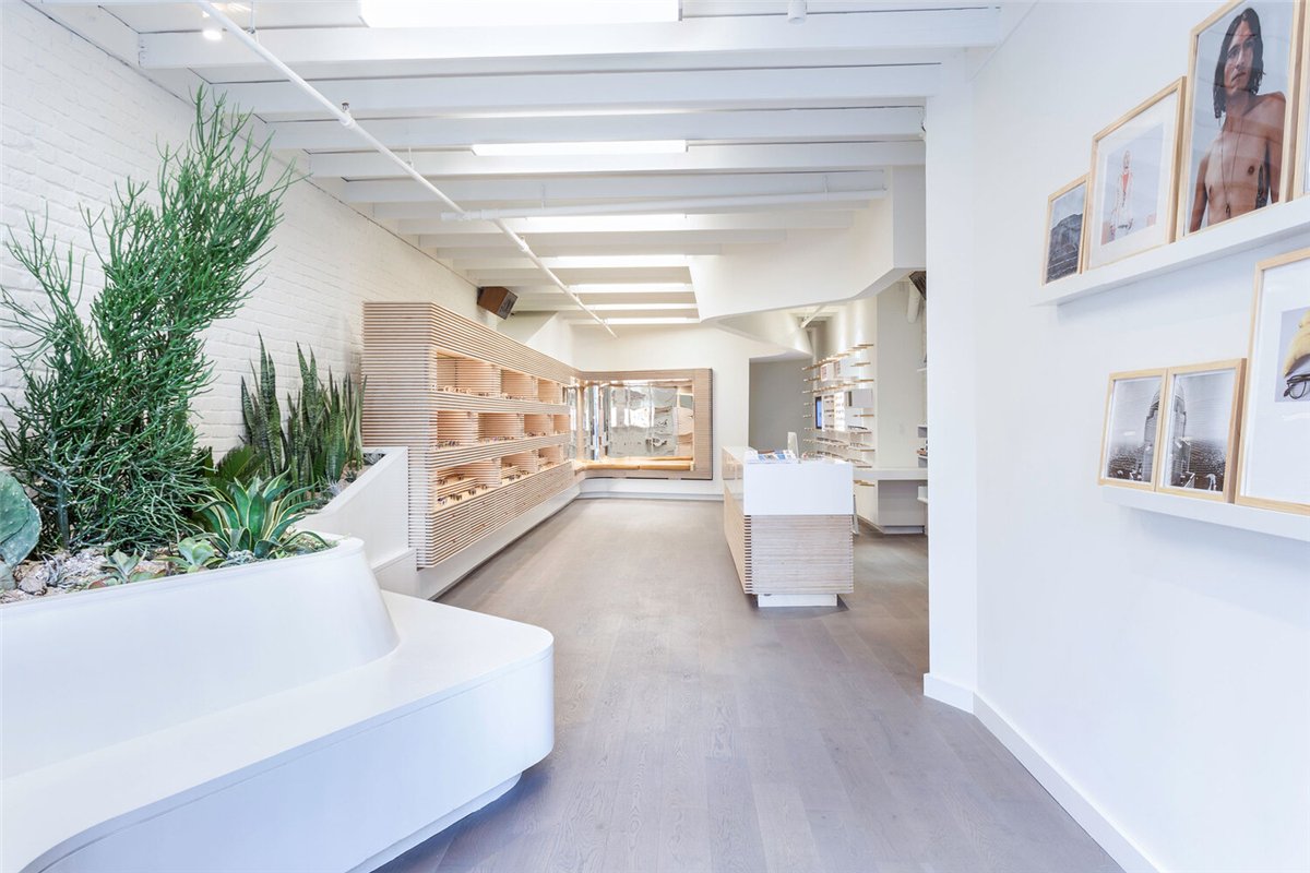 How to Build A Sunglasses Shop to Match Its Brand Language? - Super U ...