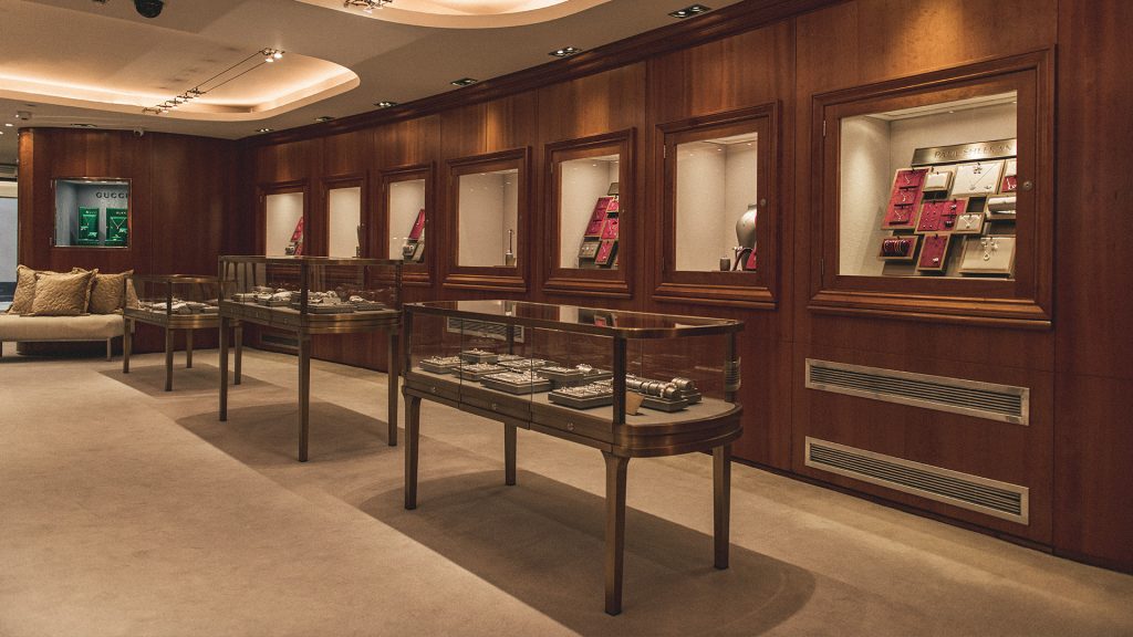 Cartier 3D Rendering Luxury Jewelry Shop Interior Design and Shop ...