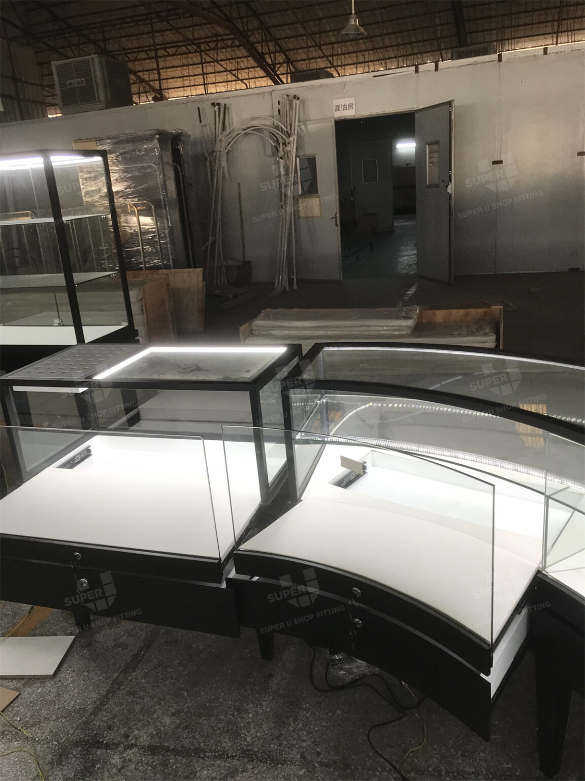Custom Wood Counter Table Glass Jewelry Display Case Manufacturer Supplier